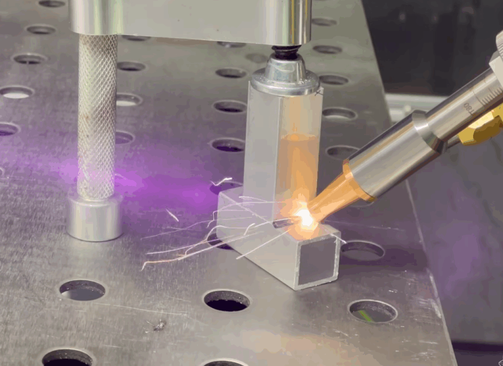 Soudage Laser Manuel : Guide Technique Complet | Rocdacier